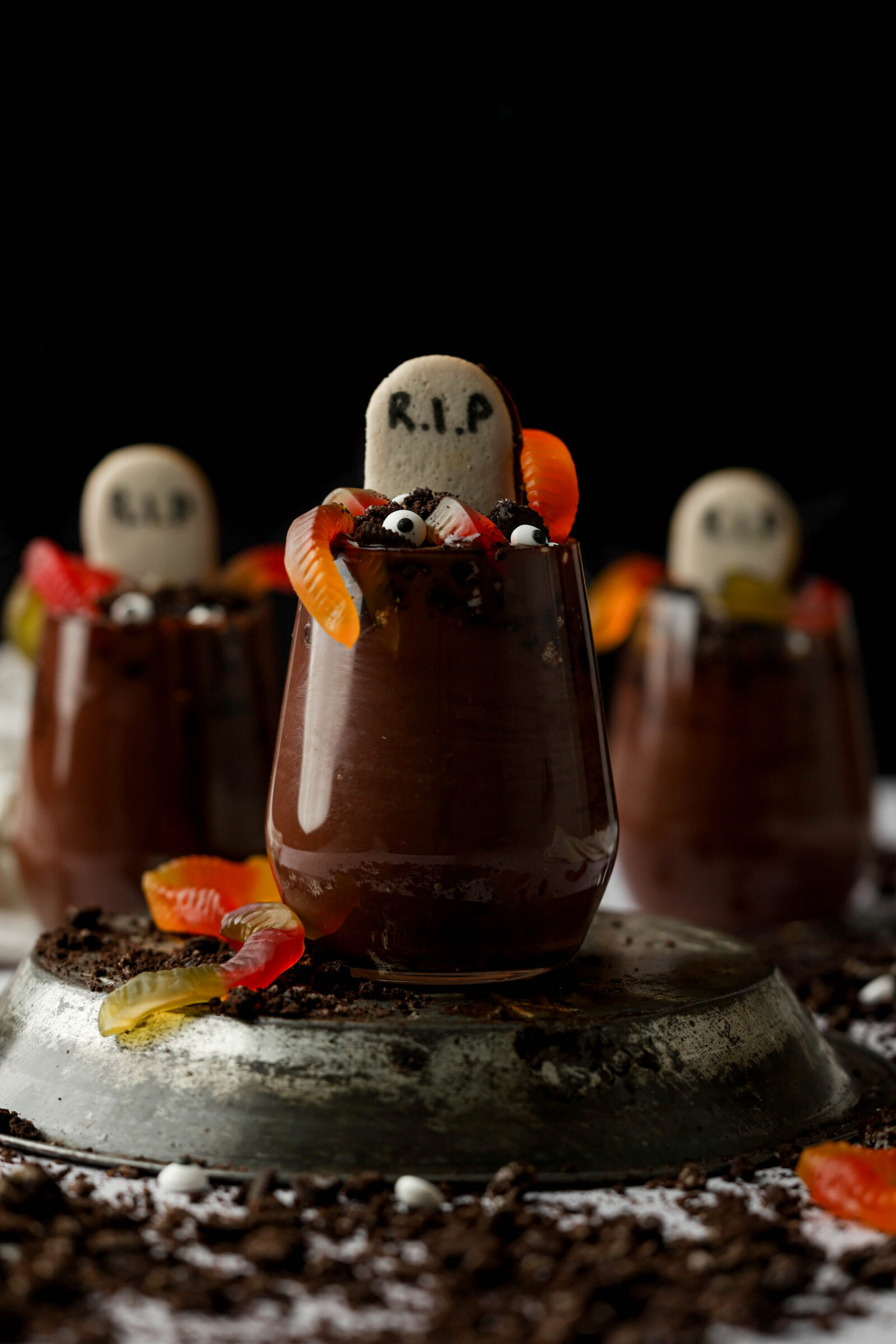 Halloween Dirt Pudding | Sturbridge Bakery